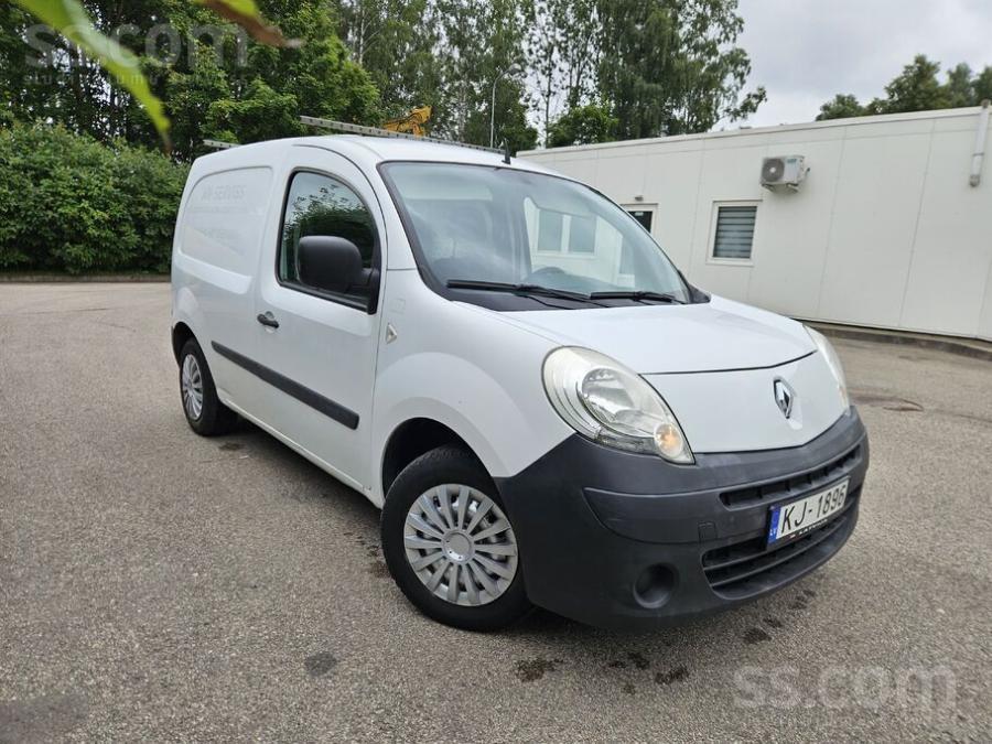 White Renault Kangoo 2011 in Riga, with an engine capacity of 1.50 L and mileage of 245 thousand km for 2450 €, photo 8 on AUTOMOTO.COM.LV