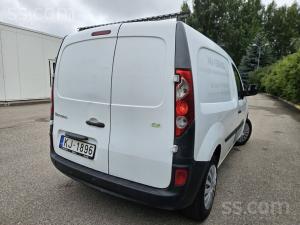 White Renault Kangoo 2011 in Riga, with an engine capacity of 1.50 L and mileage of 245 thousand km for 2450 €, photo 11 on AUTOMOTO.COM.LV