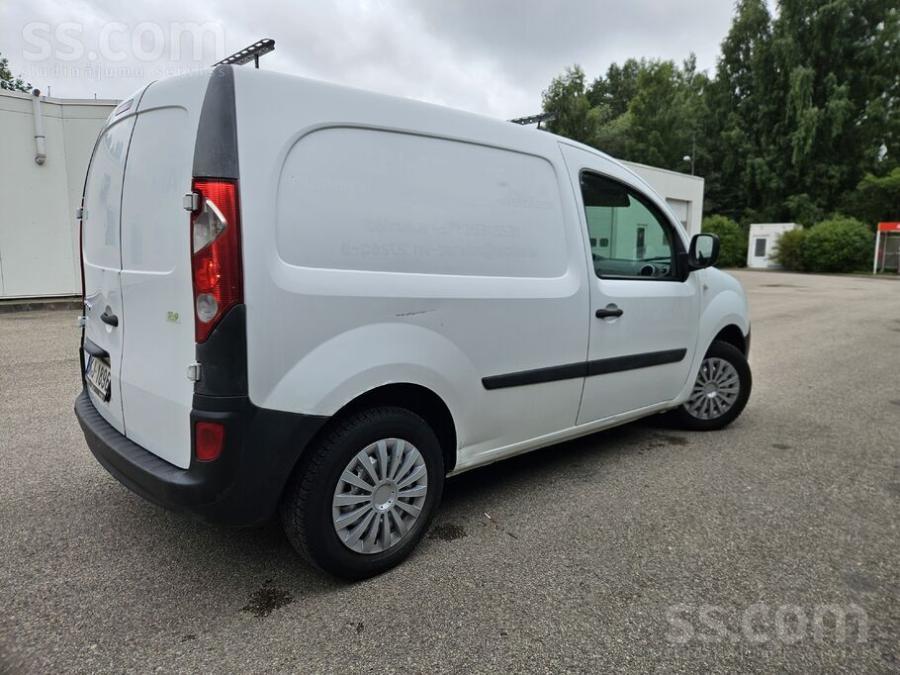 White Renault Kangoo 2011 in Riga, with an engine capacity of 1.50 L and mileage of 245 thousand km for 2450 €, photo 13 on AUTOMOTO.COM.LV