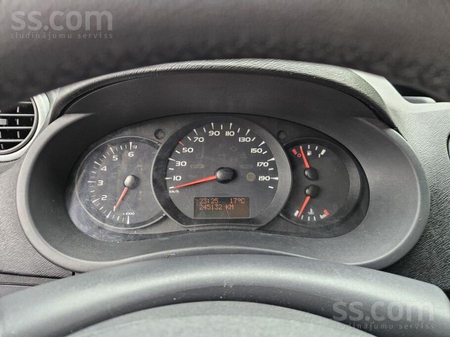 White Renault Kangoo 2011 in Riga, with an engine capacity of 1.50 L and mileage of 245 thousand km for 2450 €, photo 18 on AUTOMOTO.COM.LV