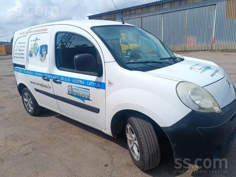 Balts Renault Kangoo 2011 Rīga, ar dzinēja tilpumu 1.50 L un nobraukumu 324 tūkst. km par 2000 €, foto 3 vietnē AUTOMOTO.COM.LV