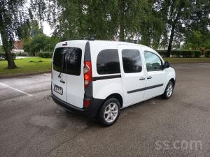 White Renault Kangoo 2011 in Riga, with an engine capacity of 1.50 L and mileage of 324 thousand km for 1550 €, photo 3 on AUTOMOTO.COM.LV