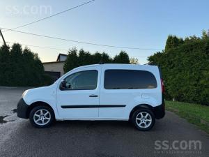 White Renault Kangoo 2011 in Riga, with an engine capacity of 1.50 L and mileage of 325 thousand km for 2600 €, photo 4 on AUTOMOTO.COM.LV