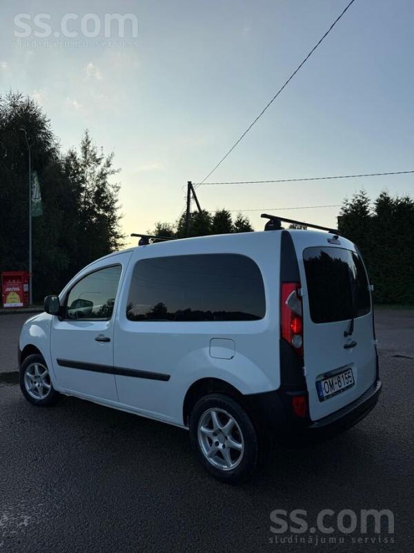 White Renault Kangoo 2011 in Riga, with an engine capacity of 1.50 L and mileage of 325 thousand km for 2600 €, photo 5 on AUTOMOTO.COM.LV