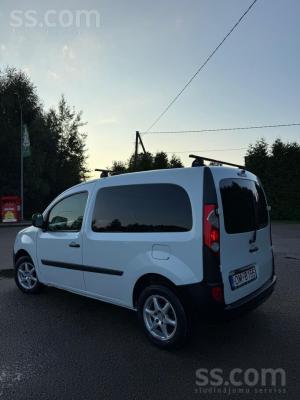 White Renault Kangoo 2011 in Riga, with an engine capacity of 1.50 L and mileage of 325 thousand km for 2600 €, photo 6 on AUTOMOTO.COM.LV