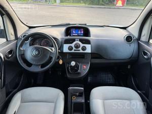 White Renault Kangoo 2011 in Riga, with an engine capacity of 1.50 L and mileage of 325 thousand km for 2600 €, photo 13 on AUTOMOTO.COM.LV