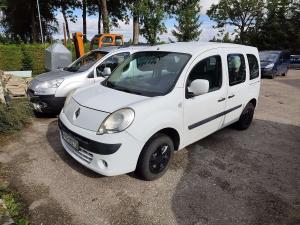 Balts Renault Kangoo 2011 Šauļi, ar dzinēja tilpumu 1.46 L un nobraukumu 25 tūkst. km par 3350 €, foto  vietnē AUTOMOTO.COM.LV