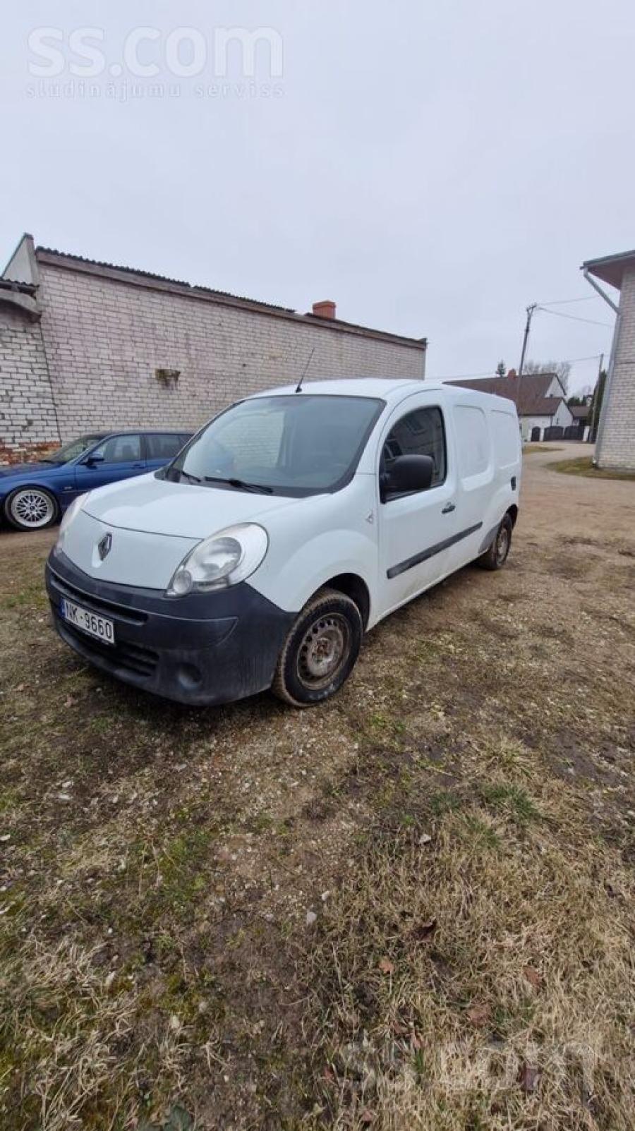White Renault Kangoo 2012 in Liepaja, with an engine capacity of 1.50 L and mileage of 259 thousand km for 1500 €, photo 1 on AUTOMOTO.COM.LV