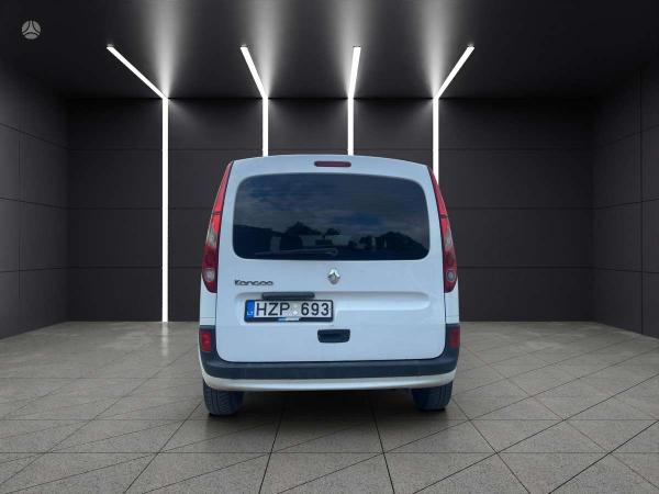 Balts Renault Kangoo 2012 Kauņa, ar dzinēja tilpumu 1.46 L un nobraukumu 377 tūkst. km par 3200 €, foto 5 vietnē AUTOMOTO.COM.LV