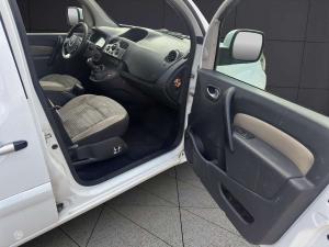 Balts Renault Kangoo 2012 Kauņa, ar dzinēja tilpumu 1.46 L un nobraukumu 377 tūkst. km par 3200 €, foto 21 vietnē AUTOMOTO.COM.LV