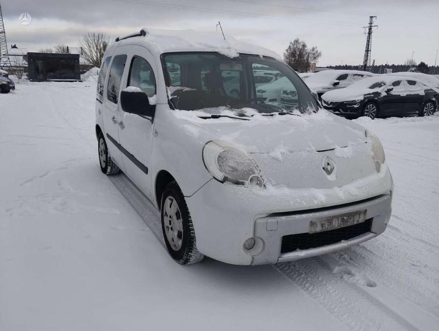 Balts Renault Kangoo 2013 Tauragė, ar dzinēja tilpumu 1.50 L un nobraukumu 280 tūkst. km par 3800 €, foto 2 vietnē AUTOMOTO.COM.LV