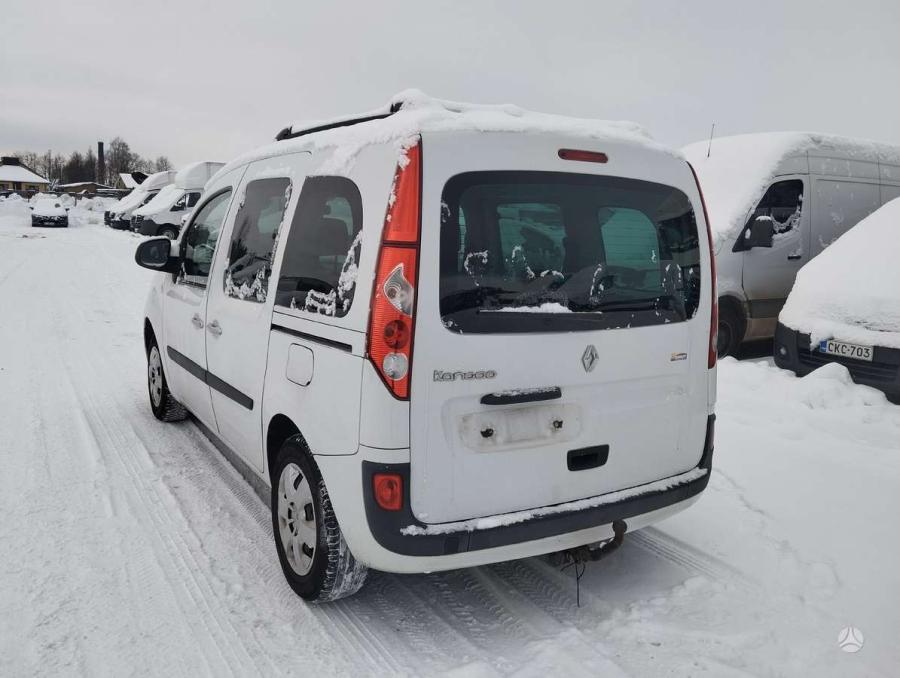 Balts Renault Kangoo 2013 Tauragė, ar dzinēja tilpumu 1.50 L un nobraukumu 280 tūkst. km par 3800 €, foto 3 vietnē AUTOMOTO.COM.LV