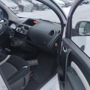 Balts Renault Kangoo 2013 Tauragė, ar dzinēja tilpumu 1.50 L un nobraukumu 270 tūkst. km par 3700 €, foto 5 vietnē AUTOMOTO.COM.LV