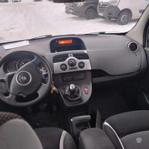 Balts Renault Kangoo 2013 Tauragė, ar dzinēja tilpumu 1.50 L un nobraukumu 270 tūkst. km par 3700 €, foto 7 vietnē AUTOMOTO.COM.LV