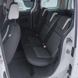 Balts Renault Kangoo 2013 Tauragė, ar dzinēja tilpumu 1.50 L un nobraukumu 270 tūkst. km par 3700 €, foto 8 vietnē AUTOMOTO.COM.LV
