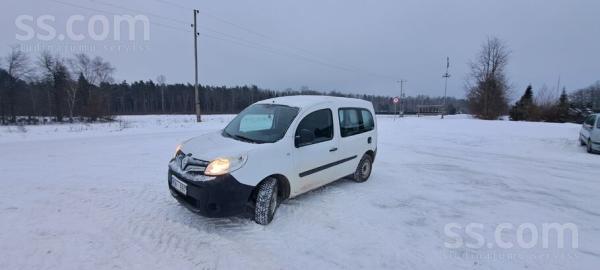 White Renault Kangoo 2014 in Riga, with an engine capacity of 1.40 L and mileage of 143 thousand km for 5500 €, photo 1 on AUTOMOTO.COM.LV