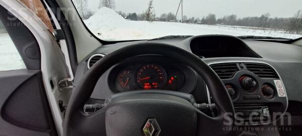 White Renault Kangoo 2014 in Riga, with an engine capacity of 1.40 L and mileage of 143 thousand km for 5500 €, photo 9 on AUTOMOTO.COM.LV
