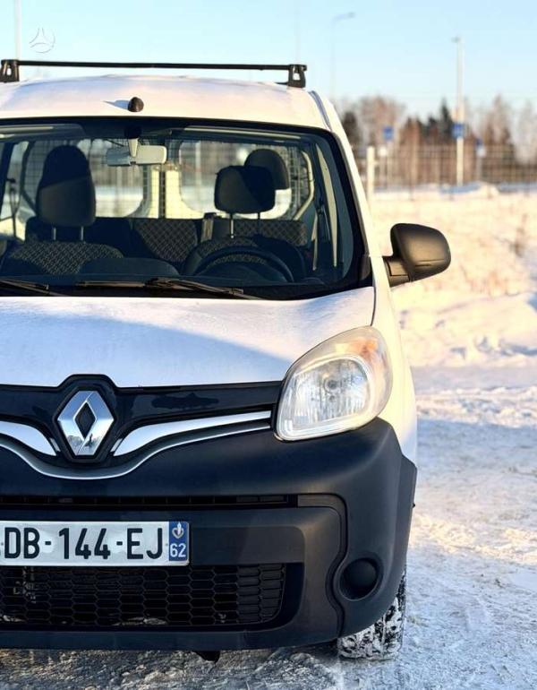 White Renault Kangoo 2014 in Taurage, with an engine capacity of 1.46 L and mileage of 200 thousand km for 5400 €, photo 5 on AUTOMOTO.COM.LV