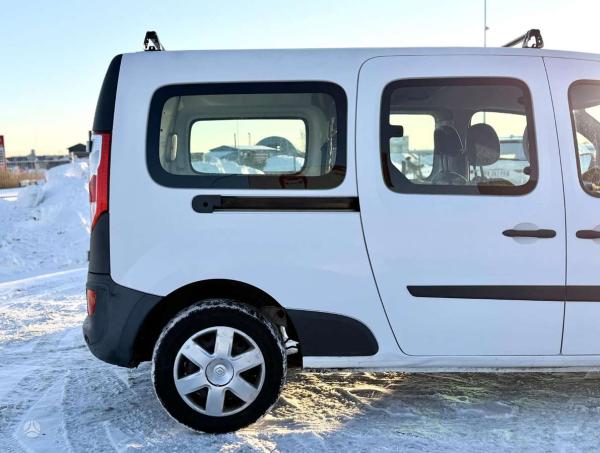 White Renault Kangoo 2014 in Taurage, with an engine capacity of 1.46 L and mileage of 200 thousand km for 5400 €, photo 10 on AUTOMOTO.COM.LV