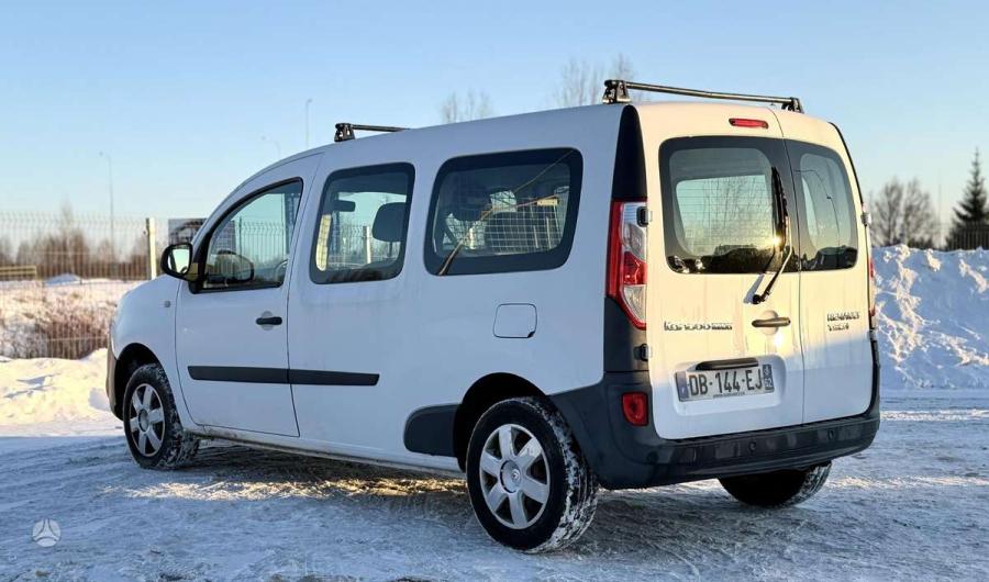 Balts Renault Kangoo 2014 Tauragė, ar dzinēja tilpumu 1.46 L un nobraukumu 200 tūkst. km par 5400 €, foto 12 vietnē AUTOMOTO.COM.LV