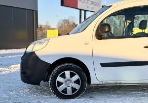 Balts Renault Kangoo 2014 Tauragė, ar dzinēja tilpumu 1.46 L un nobraukumu 200 tūkst. km par 5400 €, foto 18 vietnē AUTOMOTO.COM.LV