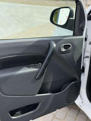 Balts Renault Kangoo 2014 Tauragė, ar dzinēja tilpumu 1.46 L un nobraukumu 200 tūkst. km par 5300 €, foto 14 vietnē AUTOMOTO.COM.LV