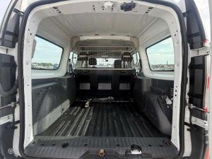 Balts Renault Kangoo 2014 Tauragė, ar dzinēja tilpumu 1.46 L un nobraukumu 200 tūkst. km par 5300 €, foto 21 vietnē AUTOMOTO.COM.LV