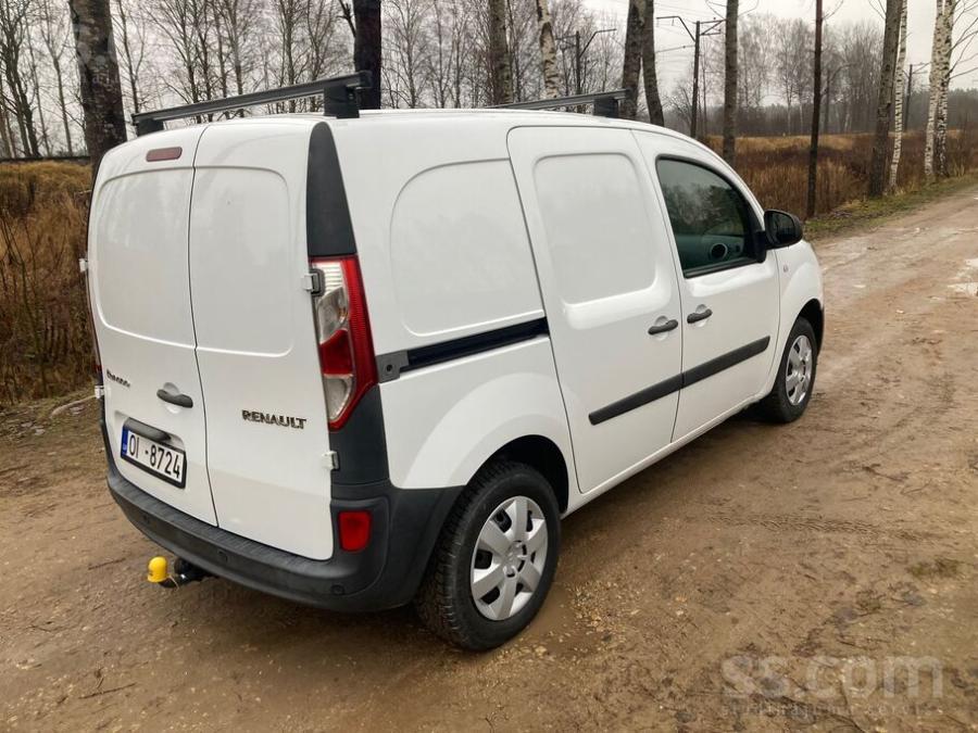 White Renault Kangoo 2015 in Ogre, with an engine capacity of 1.50 L and mileage of 261 thousand km for 4870 €, photo 5 on AUTOMOTO.COM.LV
