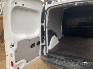 White Renault Kangoo 2015 in Ogre, with an engine capacity of 1.50 L and mileage of 261 thousand km for 4870 €, photo 14 on AUTOMOTO.COM.LV