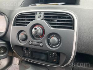 White Renault Kangoo 2015 in Ogre, with an engine capacity of 1.50 L and mileage of 261 thousand km for 4870 €, photo 19 on AUTOMOTO.COM.LV
