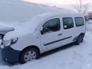 Balts Renault Kangoo 2016 Panevēža, ar dzinēja tilpumu 0.00 L un nobraukumu 29 tūkst. km par 2400 €, foto  vietnē AUTOMOTO.COM.LV