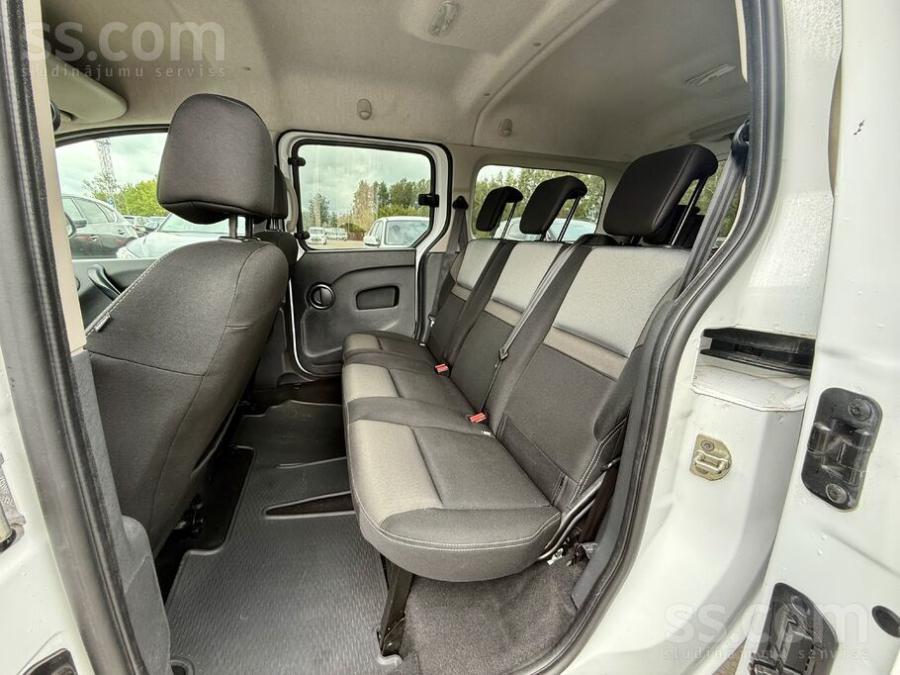 White Renault Kangoo 2017 in Riga, with an engine capacity of 1.50 L and mileage of 0 thousand km for 6550 €, photo 8 on AUTOMOTO.COM.LV