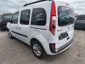 Balts Renault Kangoo 2017 Panevēža, ar dzinēja tilpumu 1.46 L un nobraukumu 188 tūkst. km par 5800 €, foto 5 vietnē AUTOMOTO.COM.LV