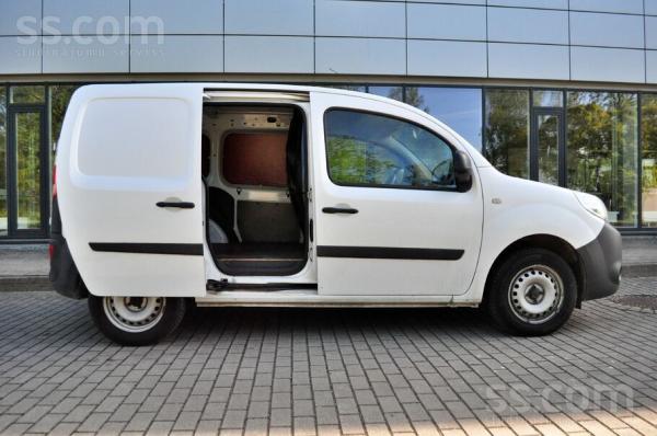White Renault Kangoo 2017 in Tukums, with an engine capacity of 1.50 L and mileage of 90 thousand km for 5680 €, photo 7 on AUTOMOTO.COM.LV