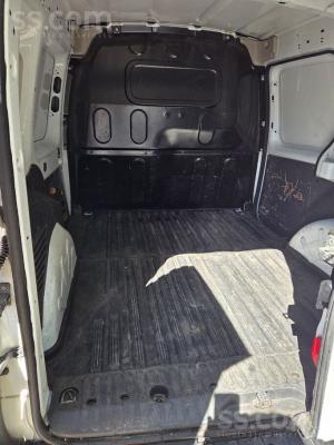 Balts Renault Kangoo 2017 Rīga, ar dzinēja tilpumu 1.50 L un nobraukumu 210 tūkst. km par 4800 €, foto 8 vietnē AUTOMOTO.COM.LV