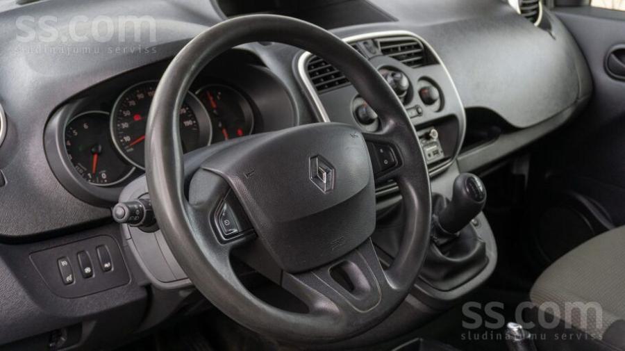 White Renault Kangoo 2018 in Riga, with an engine capacity of 1.50 L and mileage of 320 thousand km for 3990 €, photo 13 on AUTOMOTO.COM.LV
