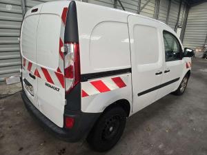 White Renault Kangoo 2020 in Taurage, with an engine capacity of 1.50 L and mileage of 250 thousand km for 3500 €, photo 3 on AUTOMOTO.COM.LV