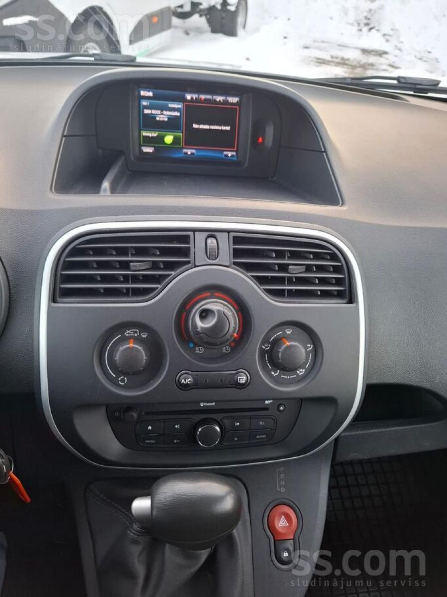 Balts Renault Kangoo 2021 Rīga, ar dzinēja tilpumu 1.50 L un nobraukumu 44 tūkst. km par 11500 €, foto 12 vietnē AUTOMOTO.COM.LV
