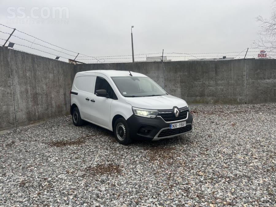 White Renault Kangoo 2022 in Riga, with an engine capacity of 1.50 L and mileage of 60 thousand km for 14900 €, photo 1 on AUTOMOTO.COM.LV