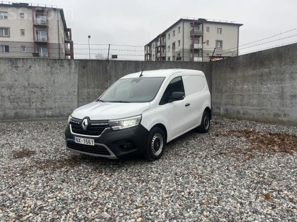 White Renault Kangoo 2022 in Riga, with an engine capacity of 1.50 L and mileage of 60 thousand km for 14900 €, photo 2 on AUTOMOTO.COM.LV