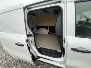 White Renault Kangoo 2022 in Riga, with an engine capacity of 1.50 L and mileage of 60 thousand km for 14900 €, photo 8 on AUTOMOTO.COM.LV