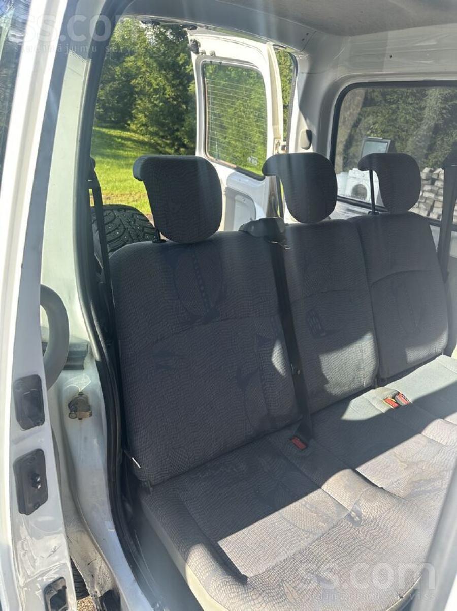 Balts Renault Kangoo 2003 Ludza, ar dzinēja tilpumu 1.60 L un nobraukumu 282 tūkst. km par 1500 €, foto 7 vietnē AUTOMOTO.COM.LV