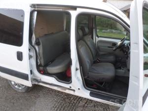 White Renault Kangoo 2004 in Riga, with an engine capacity of 1.50 L and mileage of 280 thousand km for 1950 €, photo 3 on AUTOMOTO.COM.LV