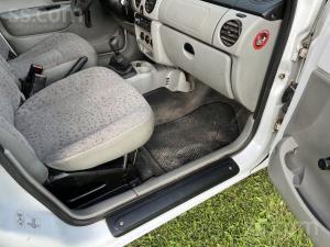 Balts Renault Kangoo 2005 Liepāja, ar dzinēja tilpumu 1.50 L un nobraukumu 288 tūkst. km par 1700 €, foto 8 vietnē AUTOMOTO.COM.LV
