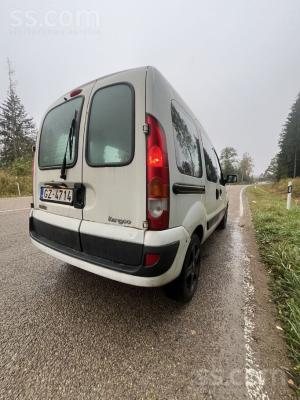 Balts Renault Kangoo 2007 Rīga, ar dzinēja tilpumu 1.60 L un nobraukumu 230 tūkst. km par 1000 €, foto 2 vietnē AUTOMOTO.COM.LV