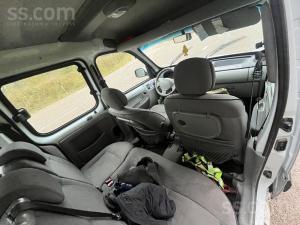 Balts Renault Kangoo 2007 Rīga, ar dzinēja tilpumu 1.60 L un nobraukumu 230 tūkst. km par 1000 €, foto 4 vietnē AUTOMOTO.COM.LV