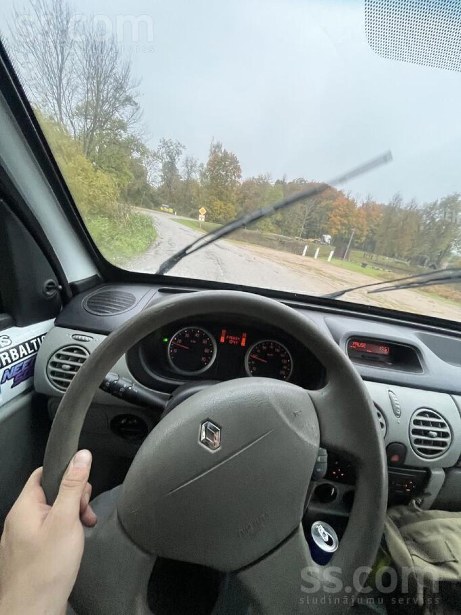 Balts Renault Kangoo 2007 Rīga, ar dzinēja tilpumu 1.60 L un nobraukumu 230 tūkst. km par 1000 €, foto 5 vietnē AUTOMOTO.COM.LV