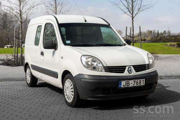 White Renault Kangoo 2008 in Jelgava, with an engine capacity of 1.40 L and mileage of 391 thousand km for 6990 €, photo 1 on AUTOMOTO.COM.LV