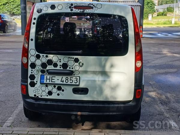 Белый Рено Кенгу 2008 в Рига, объемом двигателя 1.50 л и пробегом 285 тыс. км за 1400 €, фото 6 на AUTOMOTO.COM.LV