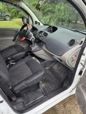 Белый Рено Кенгу 2009 в Лимбажи, объемом двигателя 1.50 л и пробегом 280 тыс. км за 2400 €, фото 4 на AUTOMOTO.COM.LV